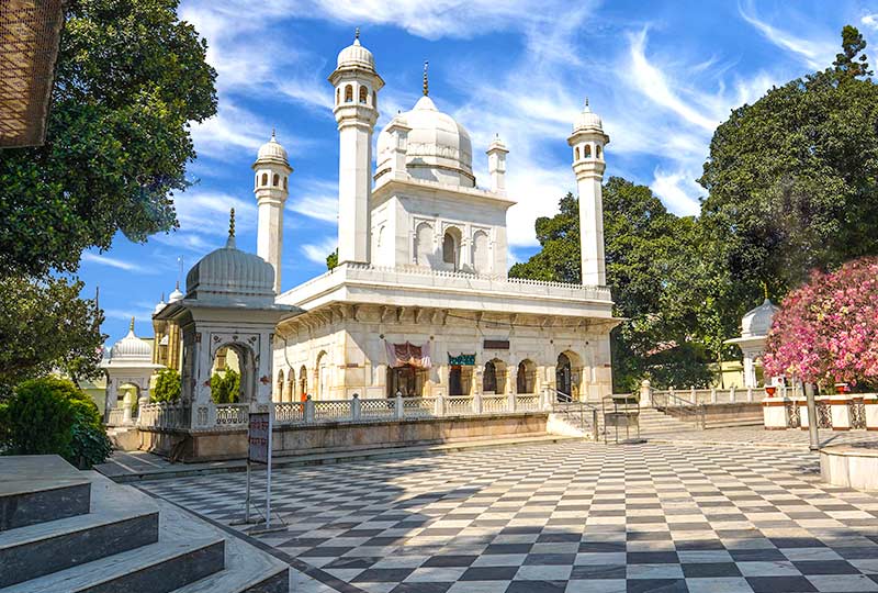 Best School in Dehradun SGRR Race Course - Shri Guru Ram Rai Public School