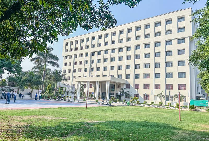 Best School in Dehradun SGRR Race Course - Shri Guru Ram Rai Public School